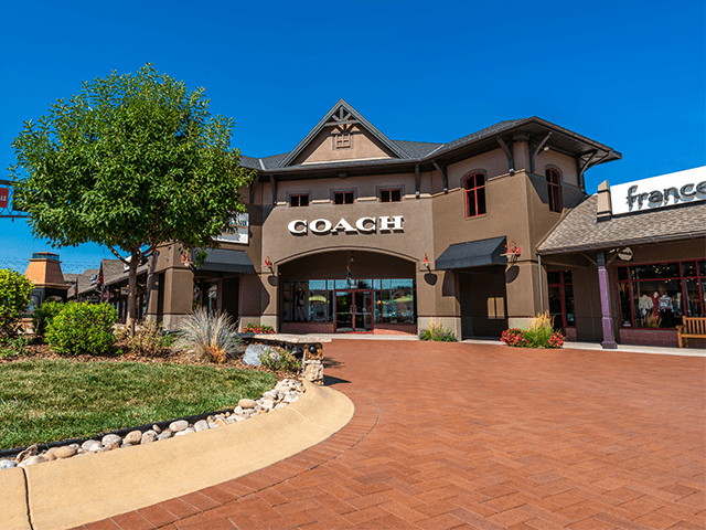 Outlets at Castle Rock | Colorado.com